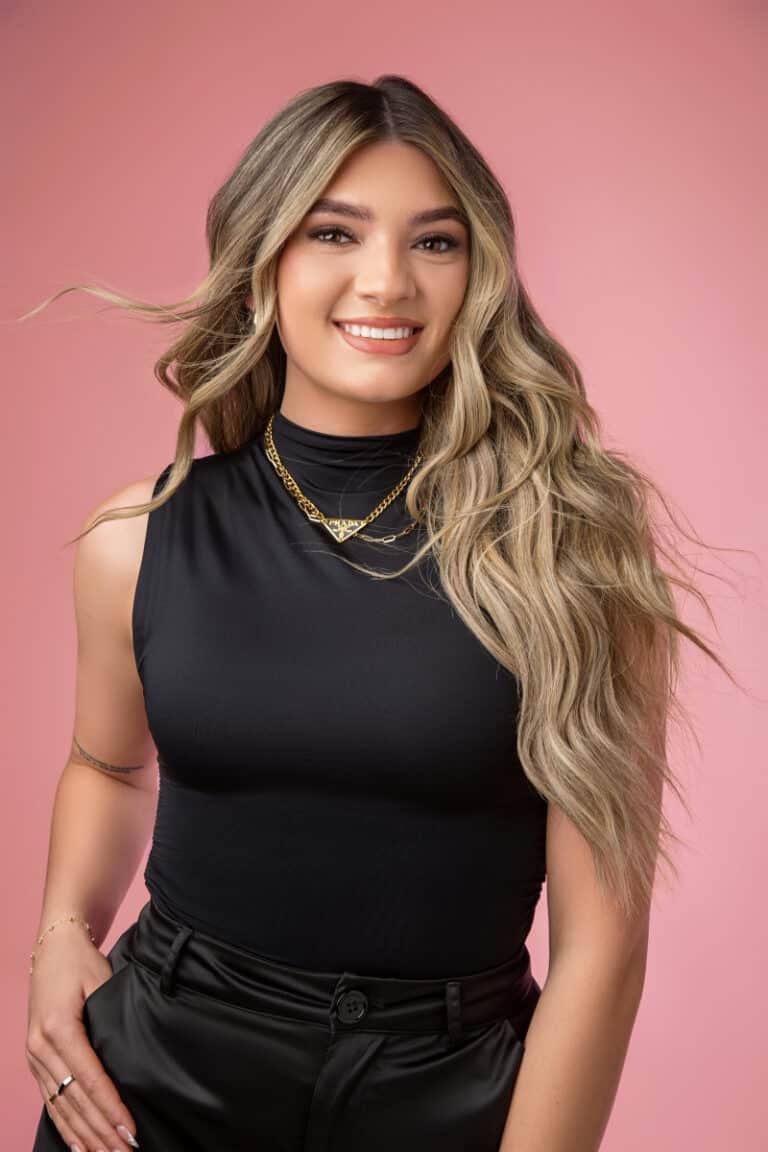 Team Member - Kelsey Wilson - Flaunt Hair Salon Team Member - Kelsey Wilson - Flaunt Hair Salon
